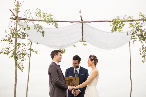 Nikita Actors Lyndsy Fonseca & Noah Bean's Vineyard Wedding - Inside ...