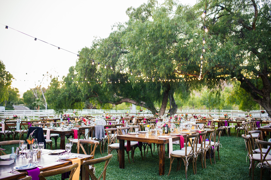 Wedding Design Ideas for Both Bare and Covered Reception Tables ...