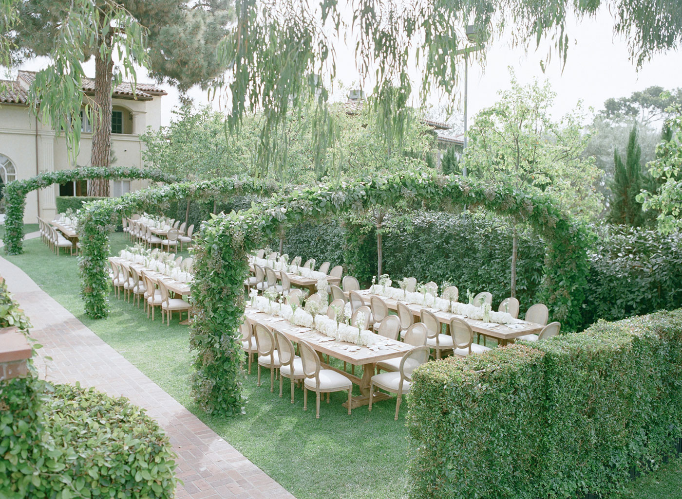 Hedge Wedding